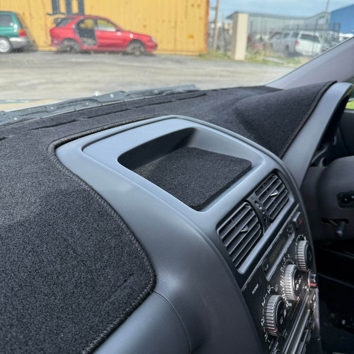 Altezza/IS200/IS300 Dash Mat! (RHD/LHD) – FITMINT Automotive