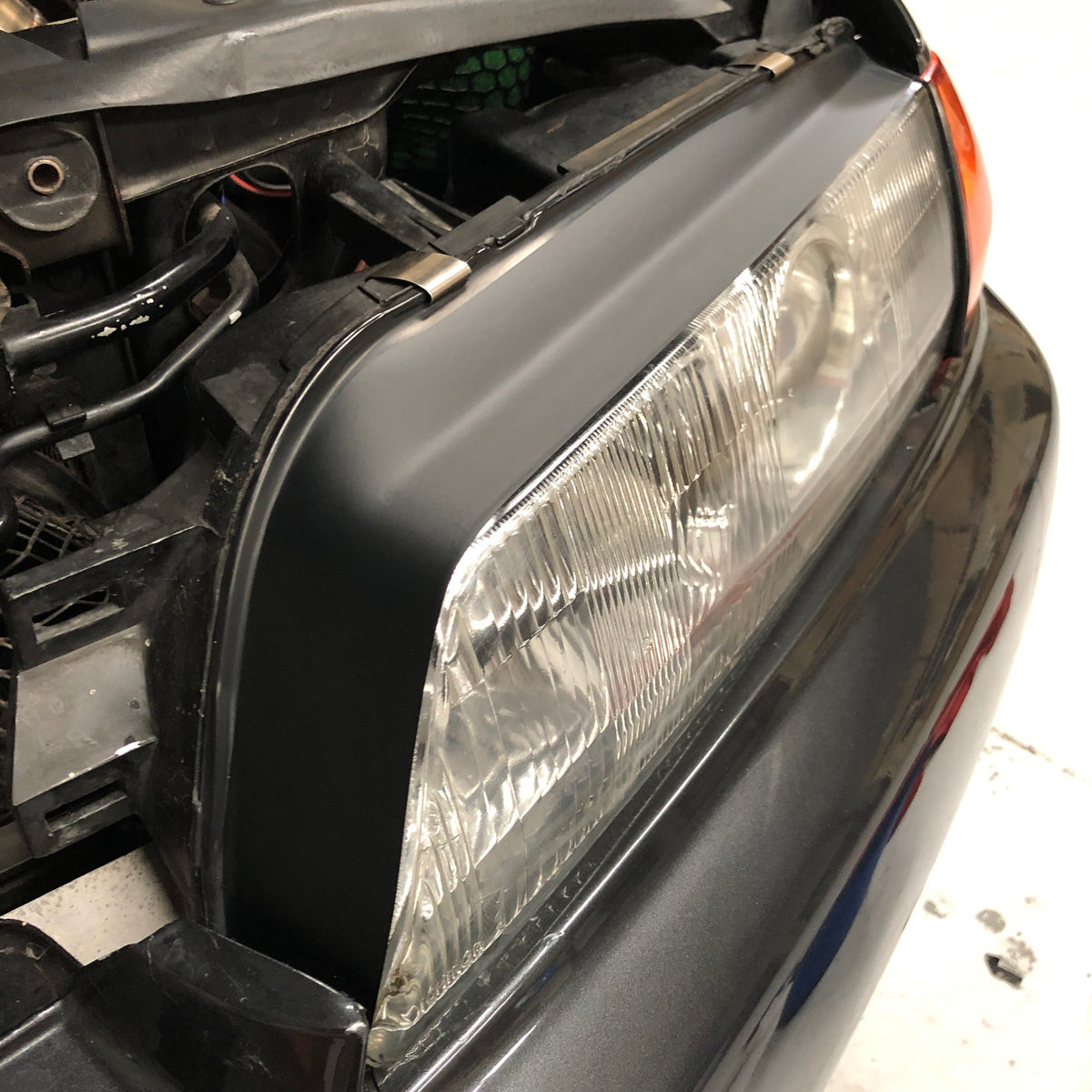 R32 Headlight Vinyl Repair Kit – FITMINT Automotive